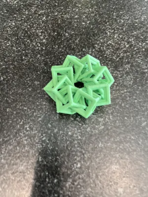 Thick cube loop fidget by Purple Pterodactyl MakerWorld: Download Free ...