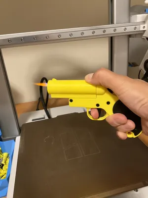 Clipper Flare Gun by Sakul MakerWorld: Download Free 3D Models