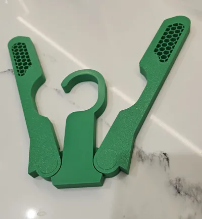 Foldable Clothes Hanger (print-in-place) by eethansshen MakerWorld ...