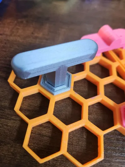 EZ-Lock Insert for Honeycomb Storage Wall by Wile E. 3D MakerWorld ...