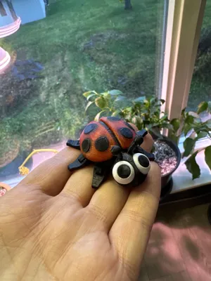 Cute LadyBug - Free 3D Print Model - MakerWorld