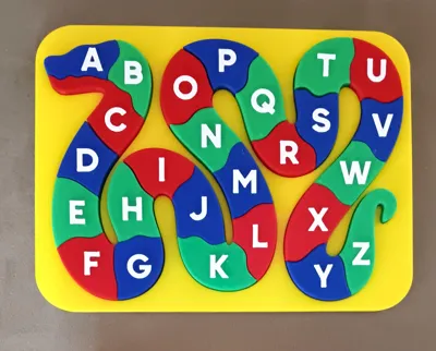 Alphabet Snake by Martin Kozak - MakerWorld