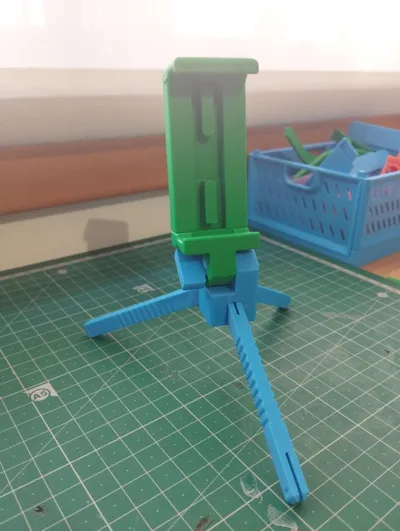 Ultra Compact Smartphone Tripod by ThreeD-Michael MakerWorld: Download Free 3D Models