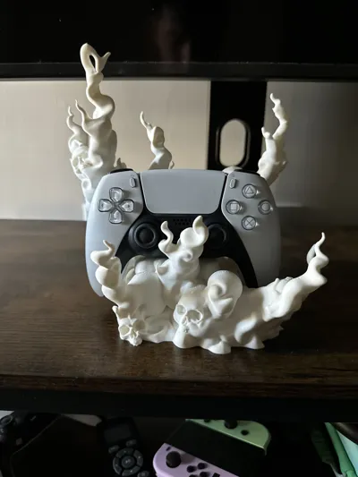 Spooky Controller Stand by Holoprops MakerWorld: Download Free 3D Models