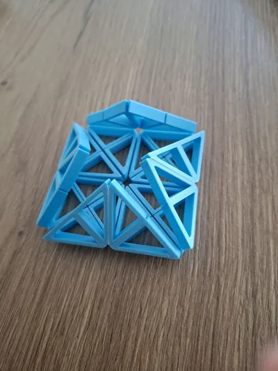 Infinite Flippy Flapper Fidget Toy - only 14g! by taylormadearmy ...