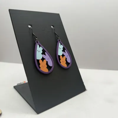 Earring Display by Butters MakerWorld: Download Free 3D Models