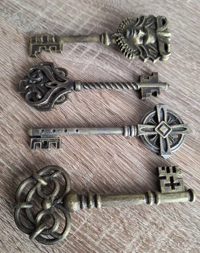Set of 4 fantasy ancient keys by gobotoru MakerWorld: Download Free 3D ...