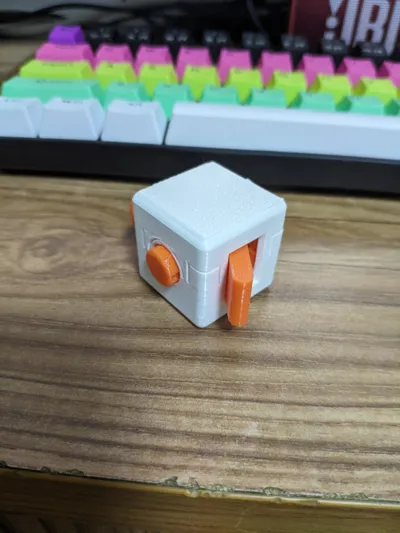 JD fidget cube V2 来自 jakobdam MakerWorld：免费下载 3D 模型