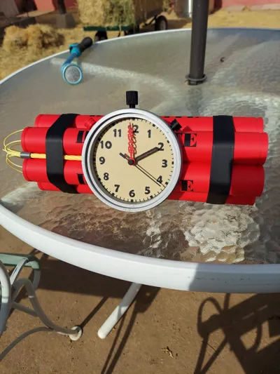 Dynamite Clock Kit-011 by Rober7Crow MakerWorld: Download Free 3D Models