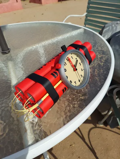 Dynamite Clock Kit-011 by Rober7Crow MakerWorld: Download Free 3D Models