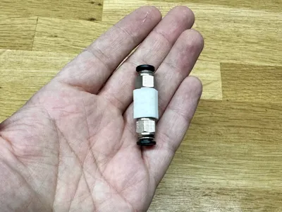 PTFE PC4-M10 coupler - no supports by Plastic Melter MakerWorld ...