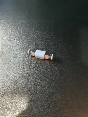 PTFE PC4-M10 coupler - no supports by Plastic Melter MakerWorld ...