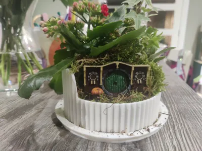 Hobbiton Inspired Bonsai Terrarium Pot by Jinto Creates MakerWorld ...