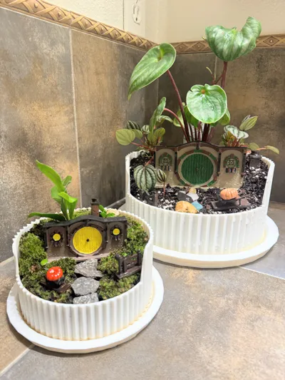 Hobbiton Inspired Bonsai Terrarium Pot by Jinto Creates MakerWorld ...