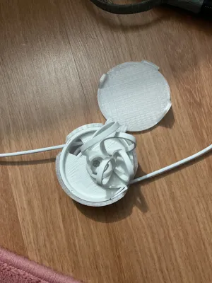Retractable Cable Organizer by Matthew Ghost MakerWorld: Download Free ...