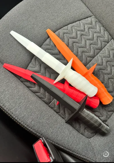 Collapsible Dagger by Weith MakerWorld: Download Free 3D Models