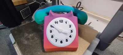 Retro Phone Shaped Clock - Free 3D Print Model - MakerWorld