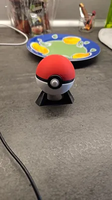 Pokeballs by Roiku3D - MakerWorld