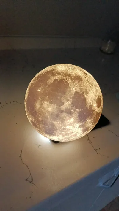 Simple and Affordable Moon Lamp by user_3412395519 MakerWorld: Download ...