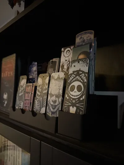 Bookmark Stand - Free 3D Print Model - MakerWorld
