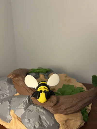 Articulated Bee! - Free 3D Print Model - MakerWorld