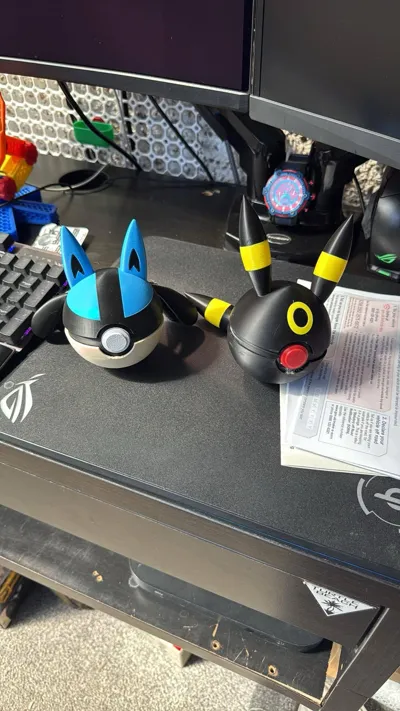Umbreon Ball - Pokemon - Pokeball Functional by Torikami MakerWorld ...