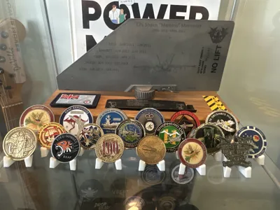 Single Challenge Coin Display by altair3d - MakerWorld