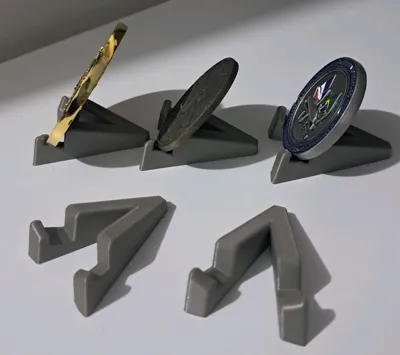Single Challenge Coin Display by altair3d MakerWorld: Download Free 3D ...
