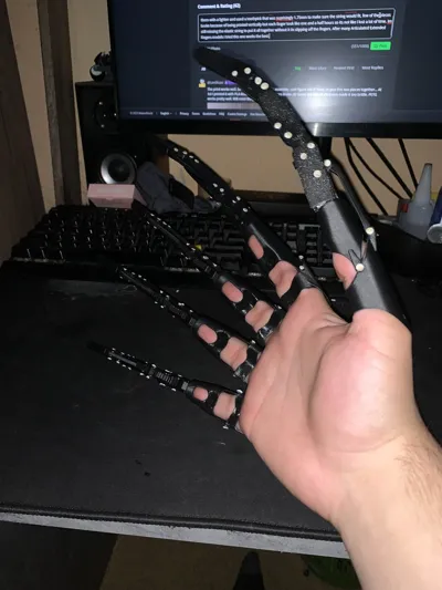 Articulated Finger Extensions - Free 3D Print Model - MakerWorld