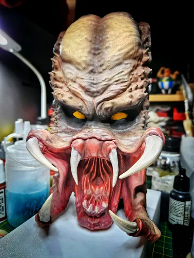 Predator Book Nook and Wall Mount by Treddigineer - MakerWorld