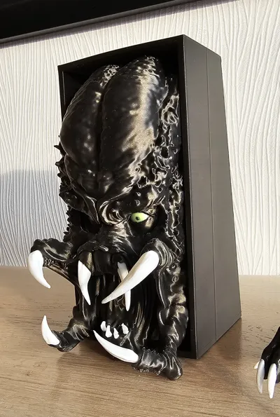 Predator Book Nook and Wall Mount by Treddigineer MakerWorld: Download ...