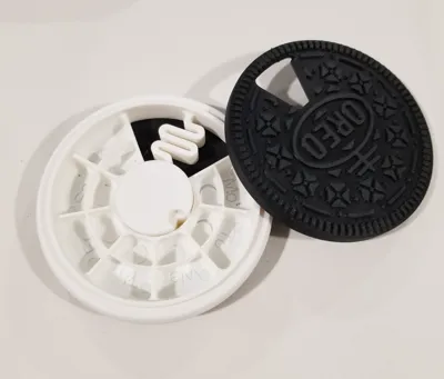 Fidget pill organizer, Oreo with day/night pill Remixed by AteCzek ...