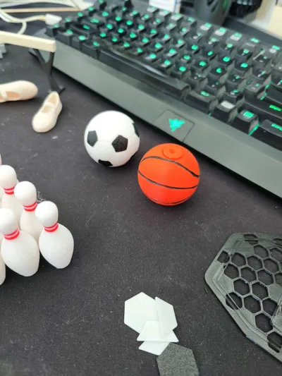 Mini Basketball Fidget Spinner - Free 3D Print Model - MakerWorld