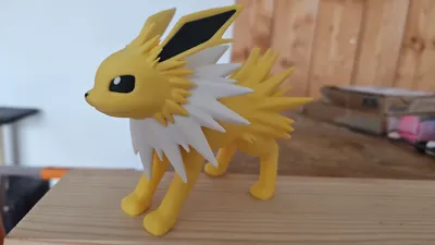 Jolteon Multicolor by entroisdimensions_figurineMakerWorld: Download ...