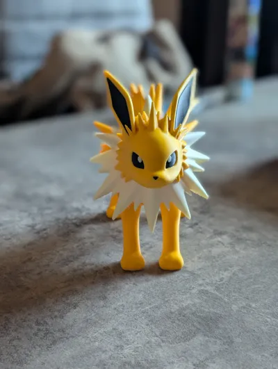 Jolteon Multicolor by entroisdimensions_figurineMakerWorld: Download ...