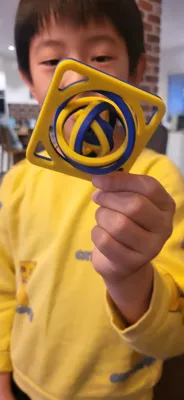 Infinity Gyro Spinning Circle - Print in place by Eternity Labs ...
