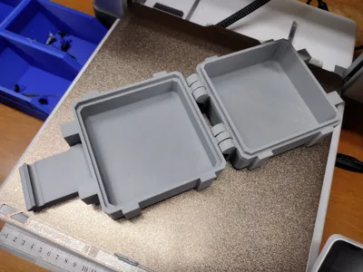 Stylish Rugged Box / Print in Place / No hardware by Vostok Labs ...
