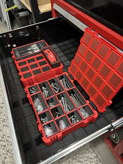 Gridfinity 基础存储盒 Pred 改编版 二次创作 - 来自 VersusMakes MakerWorld：免费下载 3D 模型