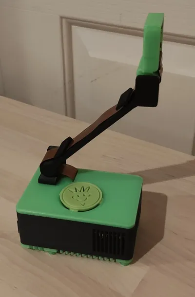 Desktop Case for Raspberry Pi 7" Touch Display 2 by CreationThroughChaos MakerWorld: Download ...