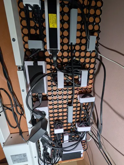 Raised Multiconnect - connector for multiboard v2 Remixed by David D MakerWorld: Download Free ...