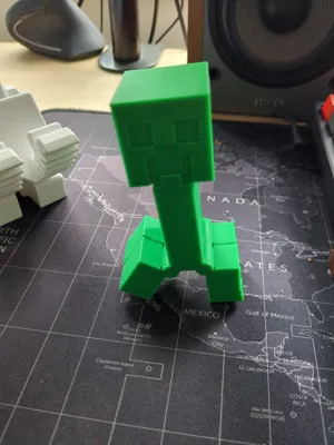 Articulated Minecraft Creeper: Print-In-Place by Delphant MakerWorld ...