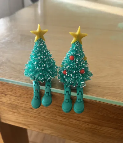 Christmas tree with legs by Loomio MakerWorld: Download Free 3D Models