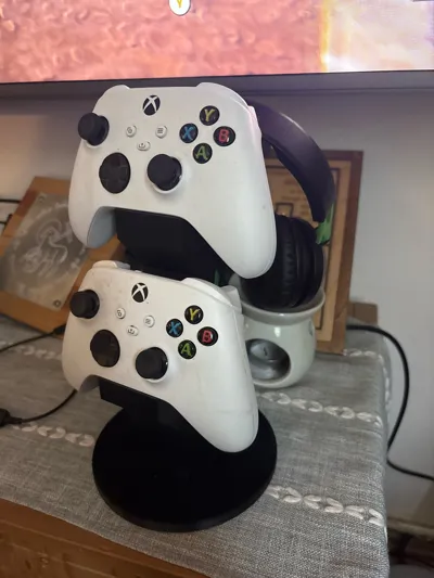 Dual Xbox Controller Stand by Creat3DWorks MakerWorld: Download Free 3D ...