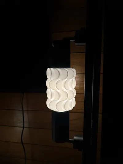 Waved Lamp by Odiumium MakerWorld: Download Free 3D Models