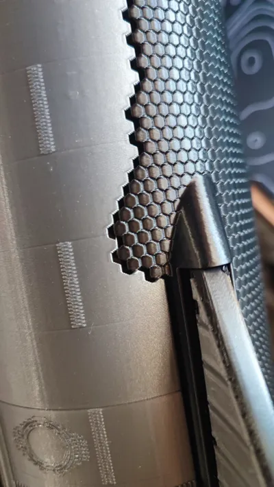 Starship 33 Block 2 (1:100) with Tiles by Larsvommars MakerWorld: Download Free 3D Models