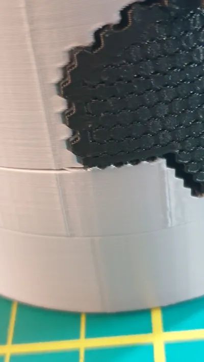 Starship 33 Block 2 (1:100) with Tiles by Larsvommars MakerWorld: Download Free 3D Models