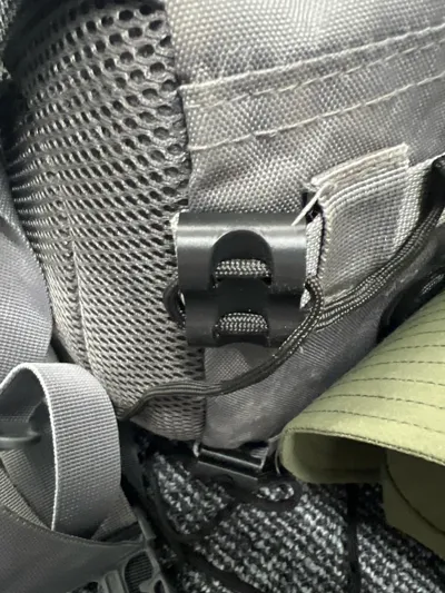 Multi-purpose Molle Clip for paracord & rope - Free 3D Print Model ...