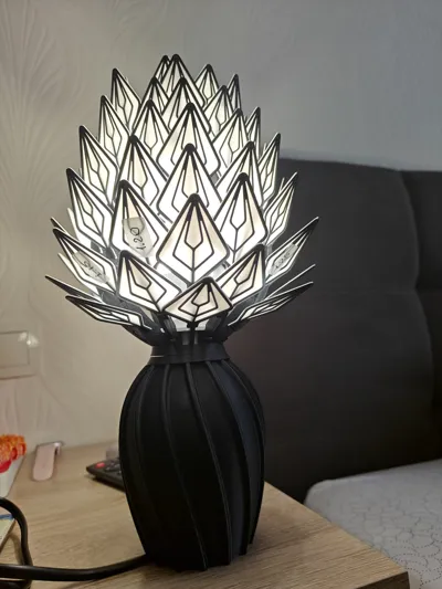 PrismaPetal - A Fully 3D Printed Lamp! by Modular Mapping - MakerWorld