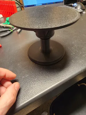 Rotating Display Table by Clucky - MakerWorld
