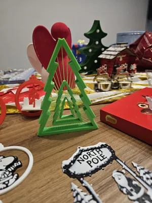 Christmas tree inception by romek142 - MakerWorld